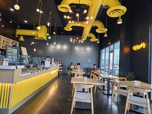 BUZZ & BITES - KATY - Updated December 2025 - 498 Photos & 235 Reviews ...