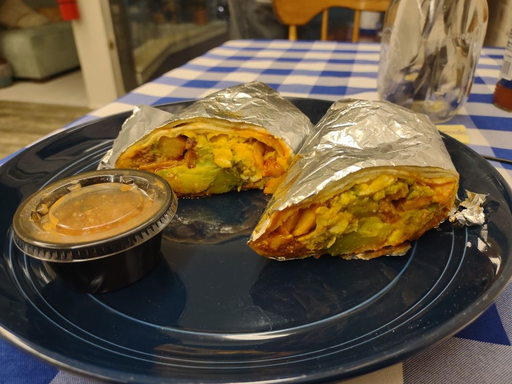 CLARA B’S KITCHEN TABLE - 63 Photos & 35 Reviews - 732 S Illinois St ...