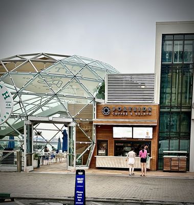 PORTSIDE COFFEE & GELATO - Updated January 2025 - 221 Photos & 129 ...