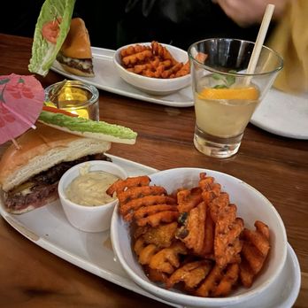 ANTHEM - Updated July 2024 - 1150 Photos & 694 Reviews - 91 Rainey St ...