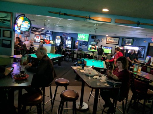 CHANNEL MARKER PUB & GRILL - 37 Photos & 67 Reviews - Pubs - 120 W ...