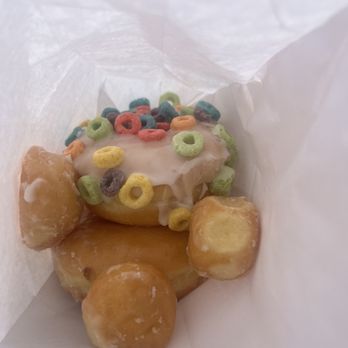 SWISS DONUT - Updated January 2026 - 162 Photos & 209 Reviews - 555 S ...