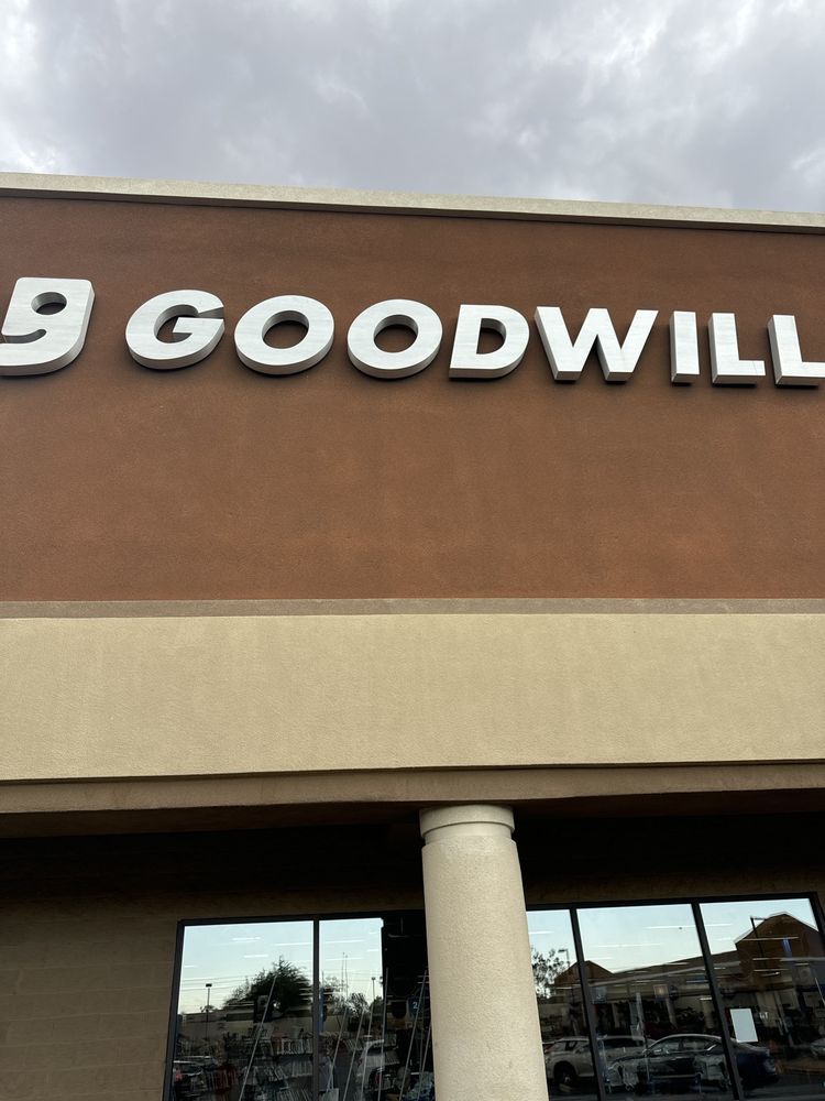 GOODWILL - Updated April 2025 - 10 Photos - 18631 N 19th Ave, Phoenix ...