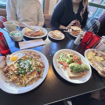 RED HUT CAFE - Updated July 2024 - 890 Photos & 1088 Reviews - 3660 ...