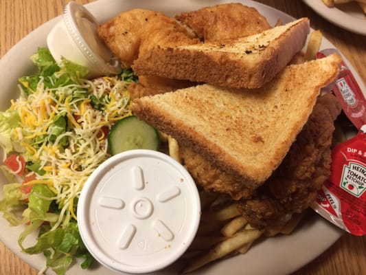 BULLDOGS CAFE - Updated January 2026 - 17 Photos & 35 Reviews - 714 N ...