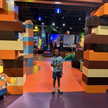 LEGO DISCOVERY CENTER - Updated December 2025 - 495 Photos & 42 Reviews ...