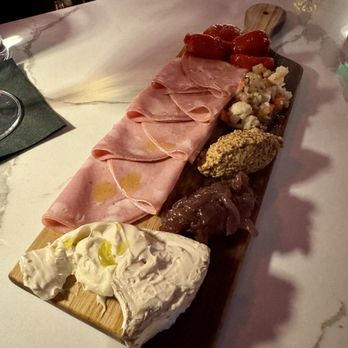 KRO BAR - Updated October 2025 - 347 Photos & 157 Reviews - 10116 Main ...