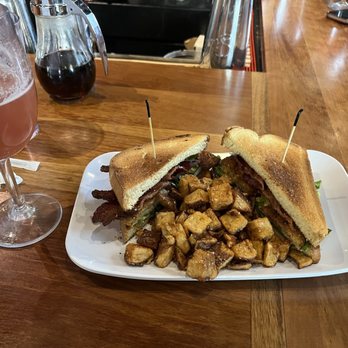 RUBY SLIPPER BATON ROUGE - Updated August 2025 - 1031 Photos & 784 ...