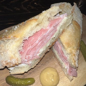 MIGNON - Updated May 2025 - 448 Photos & 491 Reviews - 128 E 6th St ...