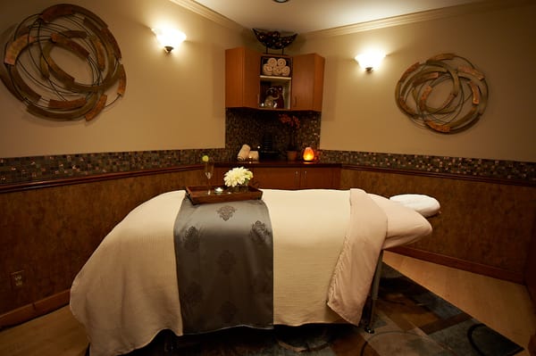 SIGNATURE SALON & SPA - Updated November 2025 - 31 Photos & 35 Reviews ...