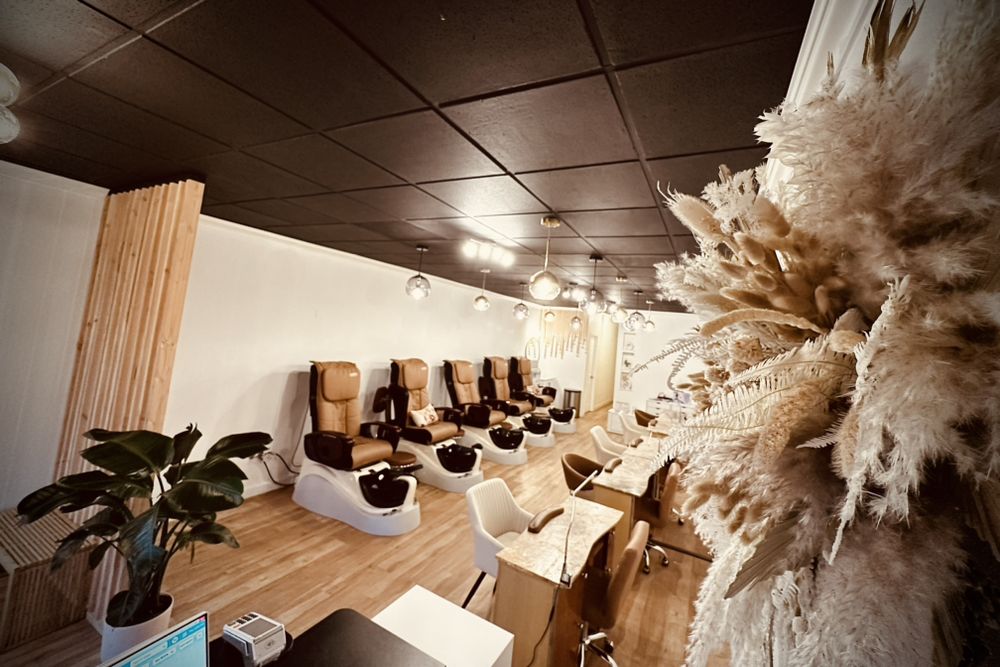 MAHALO NAIL BAR - Updated April 2024 - 181 Photos & 64 Reviews - 880 ...