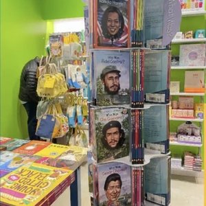 POSMAN BOOKS - 39 Photos & 24 Reviews - Bookstores - 675 Ponce De Leon ...