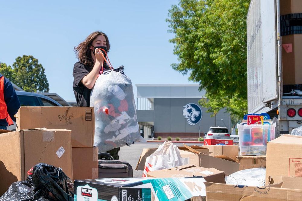 GOODWILL OF SILICON VALLEY - Updated January 2026 - 305 Photos & 124 ...