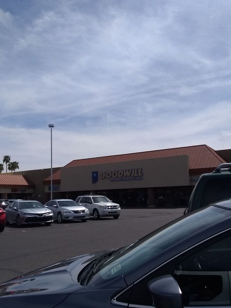 Photos of GOODWILL - Updated August 2024 - 24 Photos & 31 Reviews ...