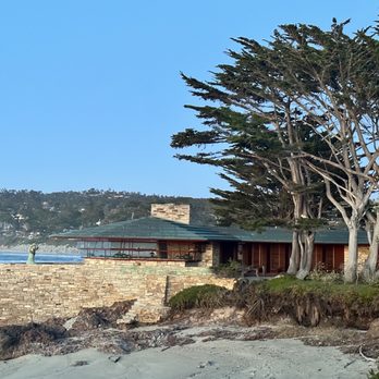 CLINTON WALKER HOUSE - FRANK LLOYD WRIGHT - Updated October 2025 - 31 ...