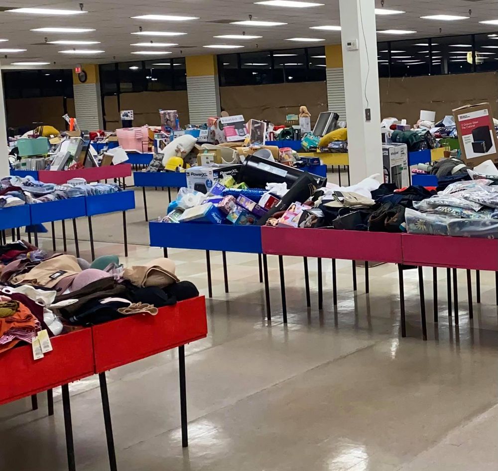 OVERSTOCK CENTER - Updated April 2025 - 13 Photos - 7238 W 87th St ...