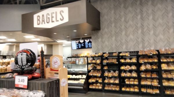 HY-VEE - 266 Photos & 78 Reviews - 1500 Central Park Village Dr, Eagan ...