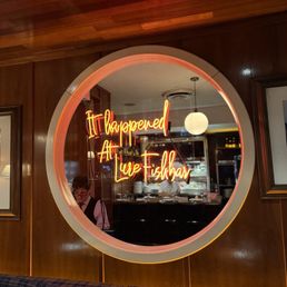 LURE FISHBAR - Updated December 2025 - 2703 Photos & 2070 Reviews - 142 ...