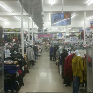 CEE & CEE DEPT STORE - Updated December 2025 - 16 Reviews - 331 E ...