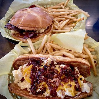 ROCKET DOG GOURMET BRATS & BREW - Updated August 2024 - 1152 Photos ...