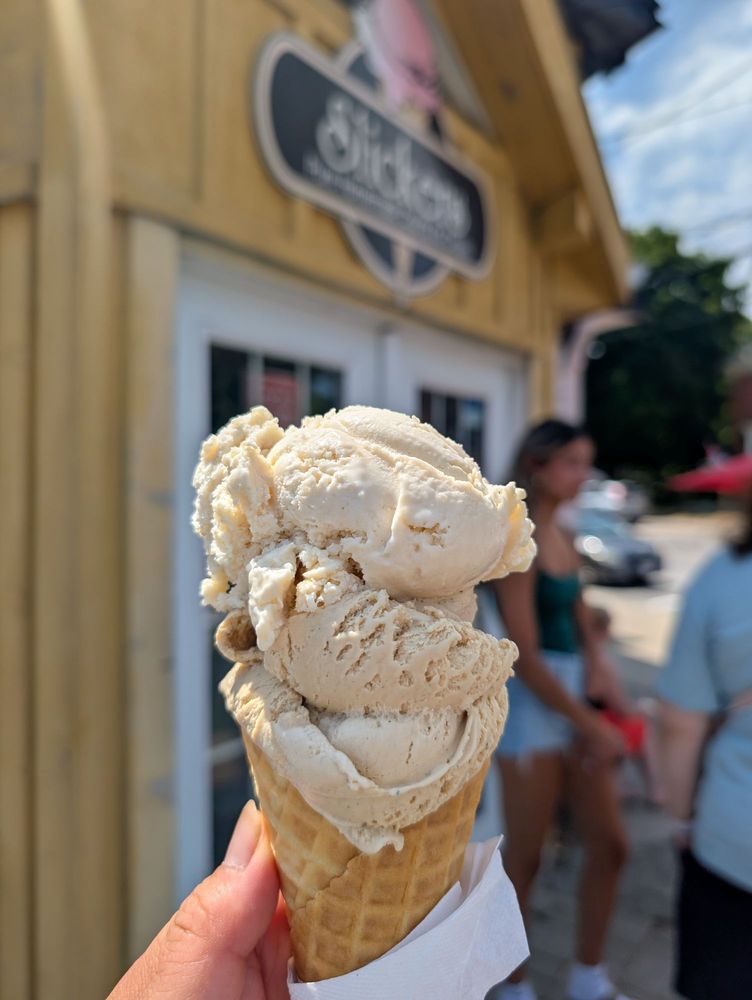 SLICKERS - Updated October 2025 - 43 Photos & 55 Reviews - 271 Main St ...