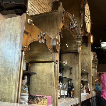 TOM TOM - Updated July 2024 - 1354 Photos & 1063 Reviews - 8932 Santa ...