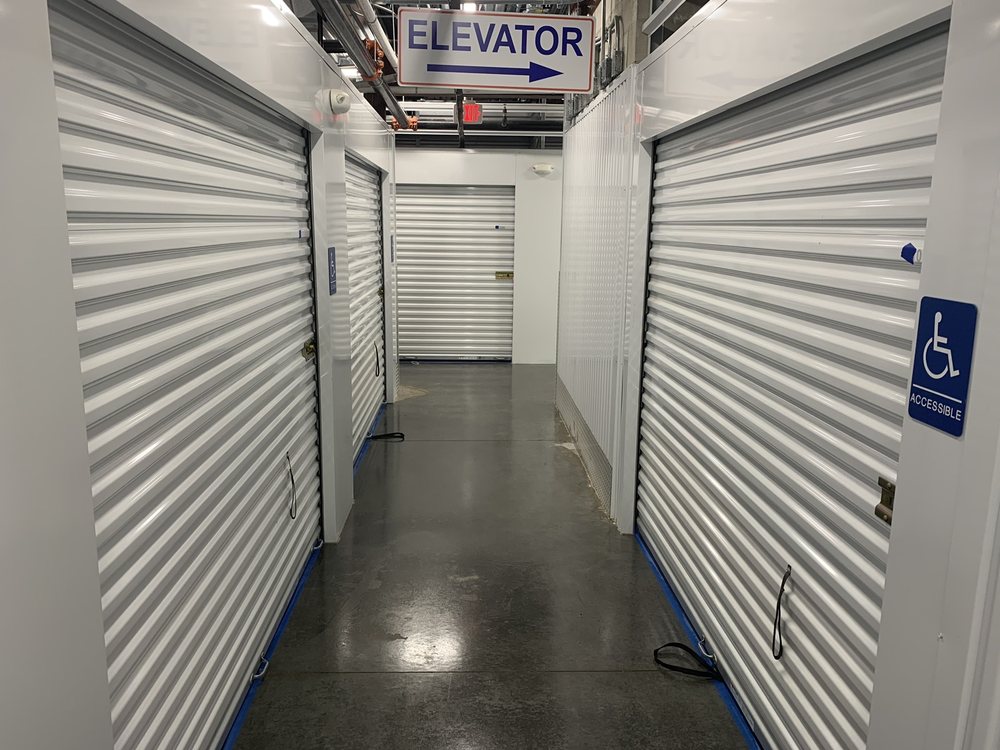 MORNINGSTAR STORAGE - 4334 Edgewater Dr, Orlando, Florida - Self ...