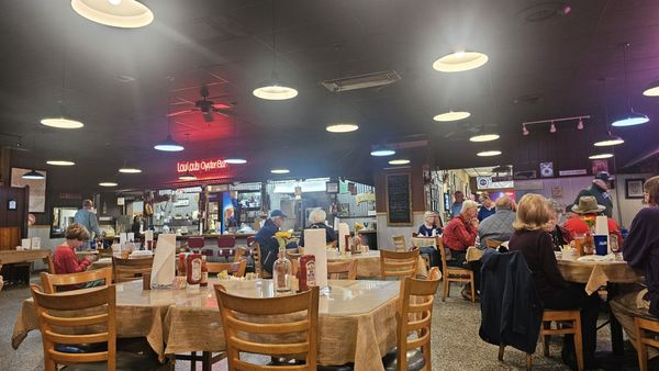 KINGS - Updated January 2026 - 116 Photos & 187 Reviews - 405 E New ...