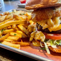 LSA BURGER AT GRANDSCAPE - Updated July 2025 - 391 Photos & 324 Reviews ...