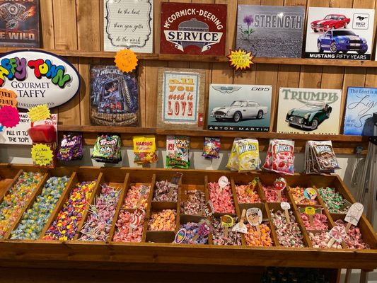 ROCKET FIZZ - Updated May 2025 - 152 Photos & 123 Reviews - 55 Monument ...