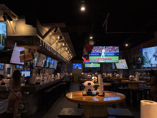 OJOS LOCOS SPORTS CANTINA - Updated November 2025 - 901 Little Texas Ln ...