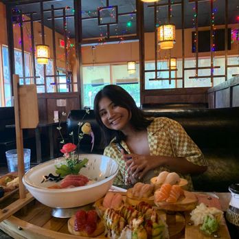 SAKURA SUSHI & GRILL - Sushi Bar - 200 Kanoelehua Ave, Hilo, Hawaii ...