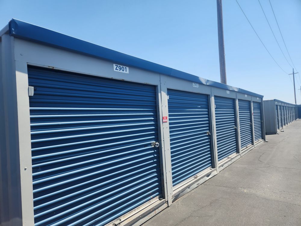 TRACY MINI STORAGE - Updated July 2024 - 26 Photos & 20 Reviews - 385 ...