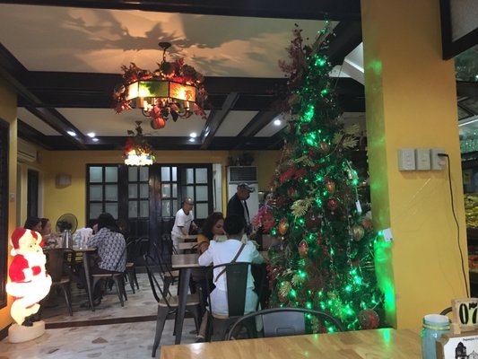 ALING TALENG’S HALO-HALO - Updated December 2024 - 12 Photos - 169 ...