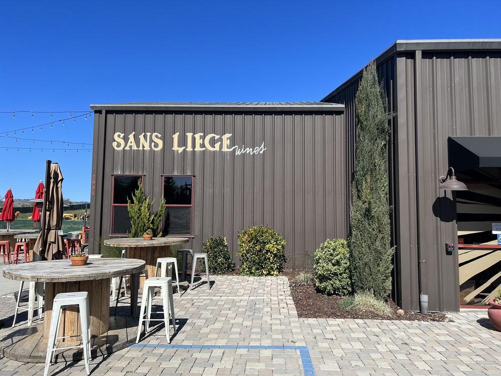 SANS LIEGE WINERY - 44 Photos & 31 Reviews - 2995 Limestone Way, Paso ...