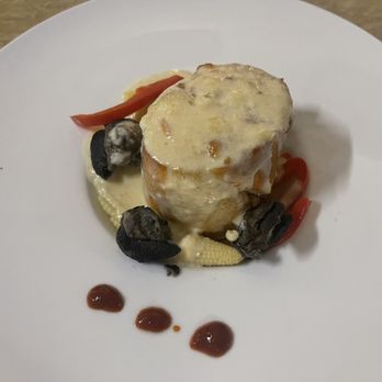 TINY PYRAMID - 2934 Photos & 433 Reviews - 560 N Nimitz Hwy, Honolulu ...