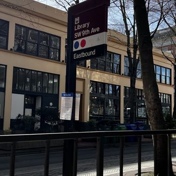 MULTNOMAH COUNTY LIBRARY - Updated October 2025 - 213 Photos & 129 ...