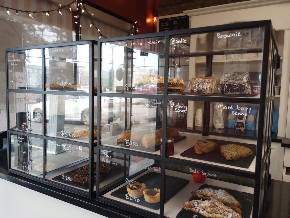 PETITS MACARONS - Updated June 2026 - 13 Photos - 1758 Montreal Road ...