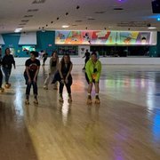 HAYGOOD ROLLER SKATING CENTER - 62 Photos & 59 Reviews - 1036 Ferry ...