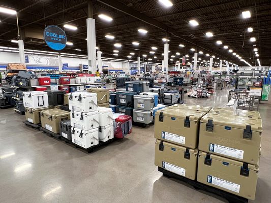 CAMPING WORLD RV SALES - Updated September 2025 - 35 Photos & 30 ...