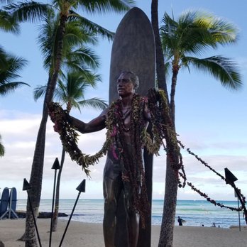 DUKE PAOA KAHANAMOKU STATUE - Updated September 2024 - 277 Photos & 85 ...