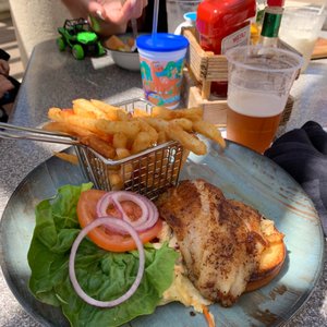 THE NAUTI MERMAID DOCKSIDE BAR & GRILL - 101 Photos & 101 Reviews ...