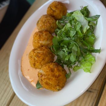 ASHBURNER INN - Updated July 2025 - 90 Photos & 115 Reviews - 8400 ...