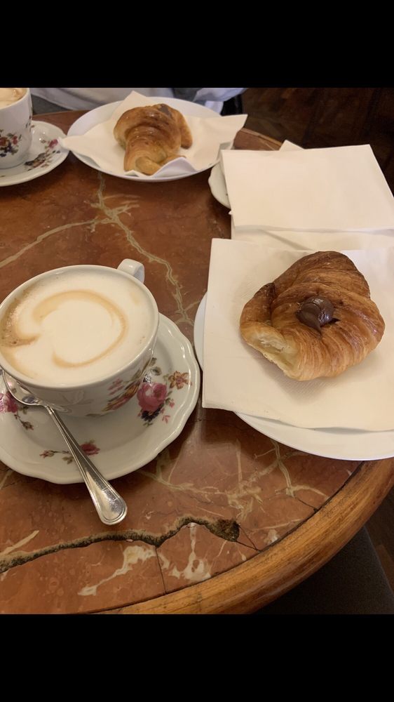 LA FENICE - 18 Photos - Via Francesco Crispi 68, Roma, Italy - Yelp