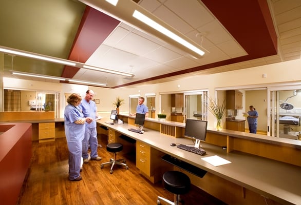 MAMMOTH HOSPITAL - Updated December 2025 - 47 Photos & 134 Reviews - 85 ...