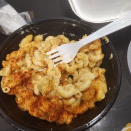 FLUFFIES HOT CHICKEN - LES - Updated October 2025 - 95 Photos & 43 ...