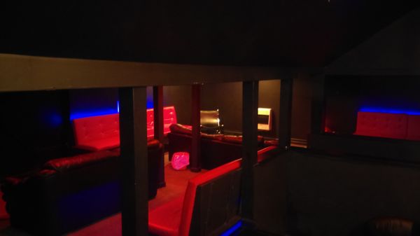 HOBBEZE - Updated January 2026 - 19 Photos & 10 Reviews - 1604 E ...