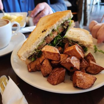 TREE HOUSE VEGETARIAN RESTAURANT - 818 Photos & 621 Reviews - 3177 S ...