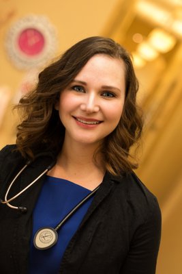 MOMDOC - Updated December 2025 - 32 Photos & 140 Reviews - 2055 W Frye ...