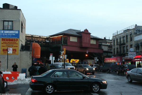 MTA - 207TH STREET SUBWAY STATION - Updated September 2025 - 17 Photos ...